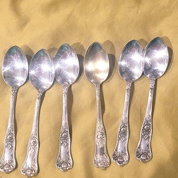 royal plate co | Dining | 6 Small Spoons Royalplate Co | Poshmark
